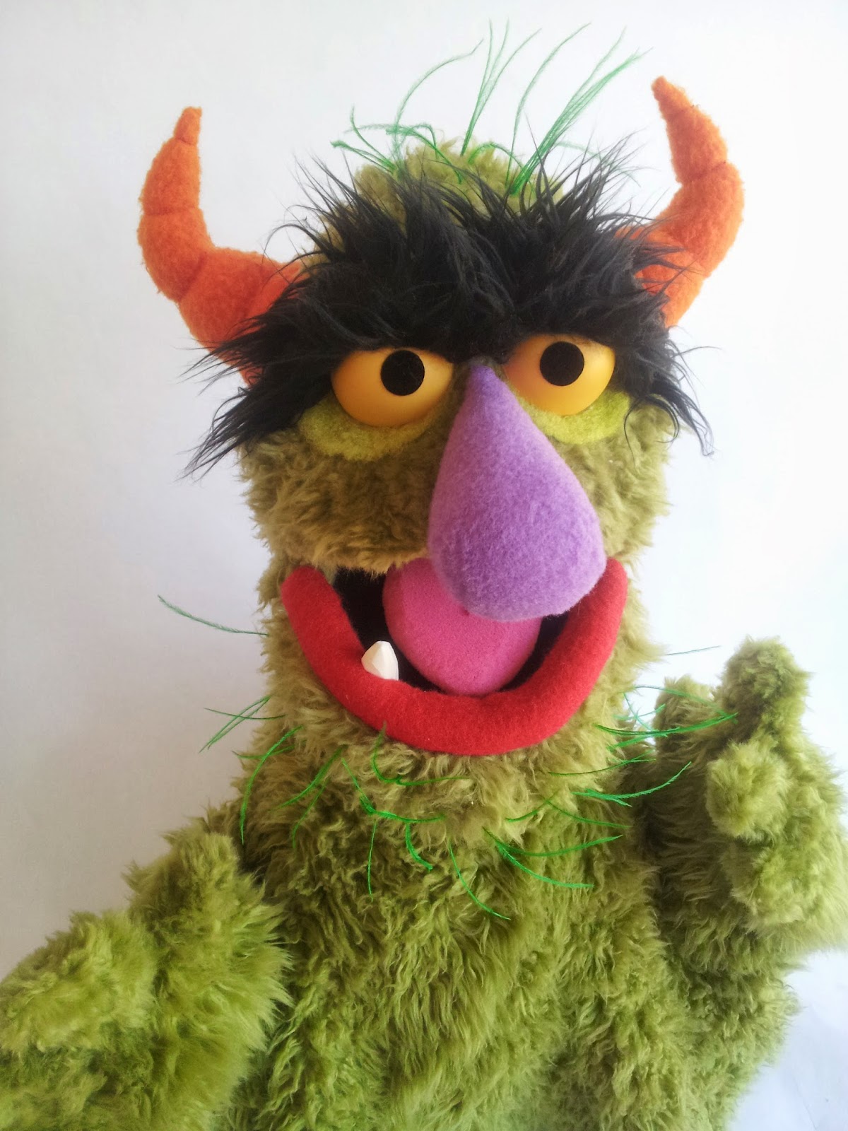 Puppets and Banjos: Custom Monster!