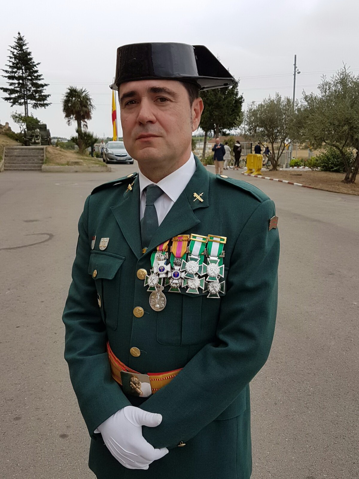 hermandadlegionzaragoza: Orden al Merito de la Guardia Civil