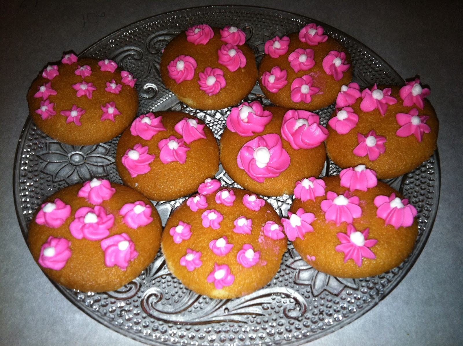 The Iced Queen: Drop Flowers