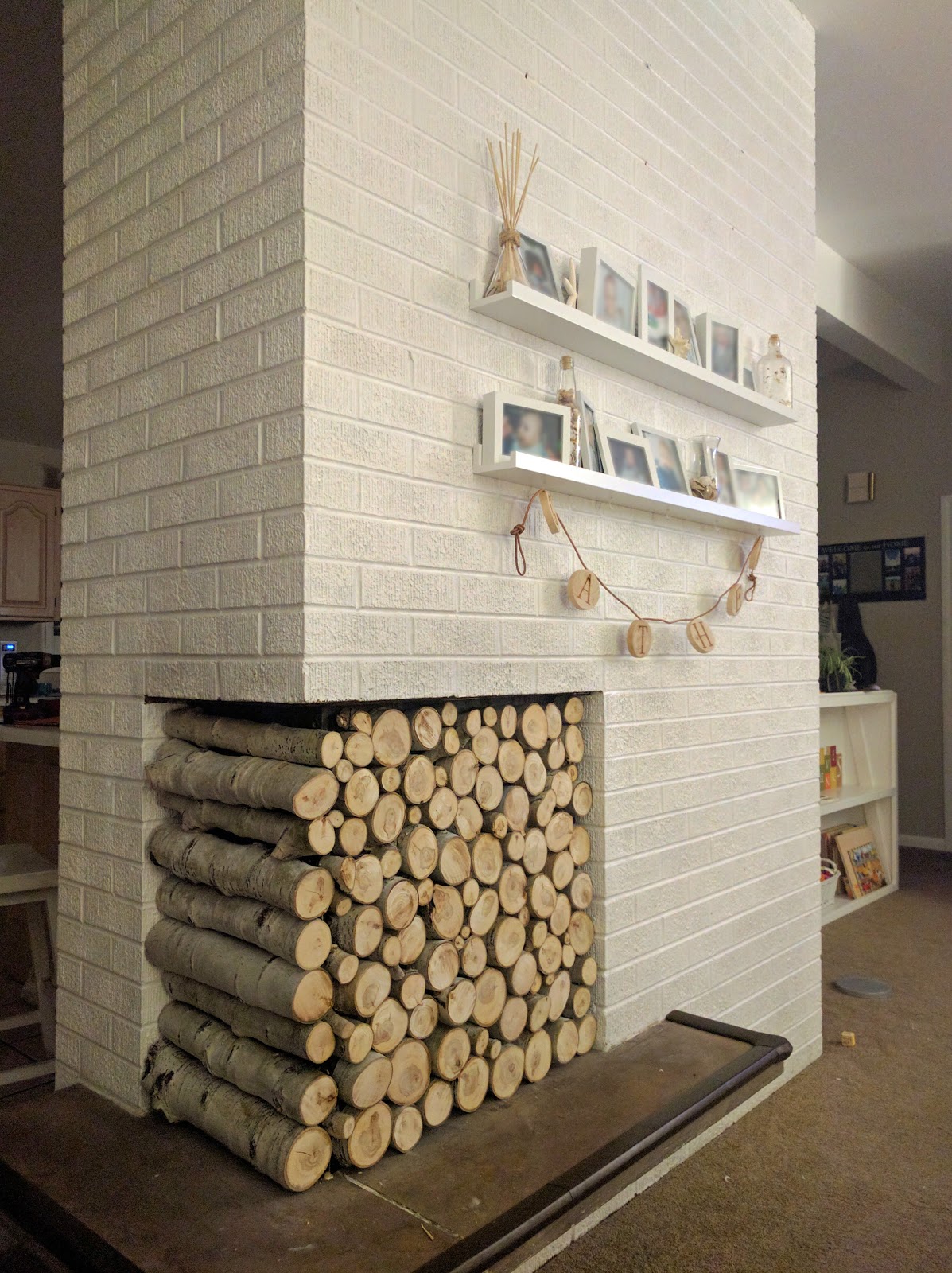 Jac Crafts: Faux Fireplace Log Stack