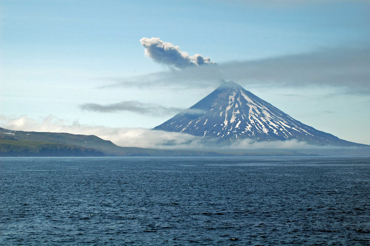 Sciency Thoughts: Eruption on Mount Cleveland.