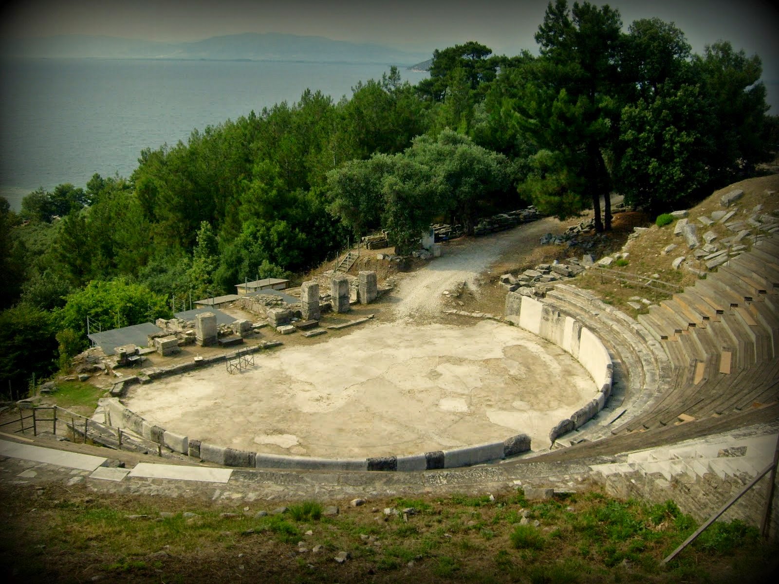 ΙΣΤΟΡΙΑ ΕΛΛΗΝΙΚΗ ΚΑΙ ΠΑΓΚΟΣΜΙΑ : ΑΡΧΑΙΑ ΘΕΑΤΡΑ ΤΗΣ ΜΑΚΕΔΟΝΙΑΣ (ΜΕΡΟΣ Β')
