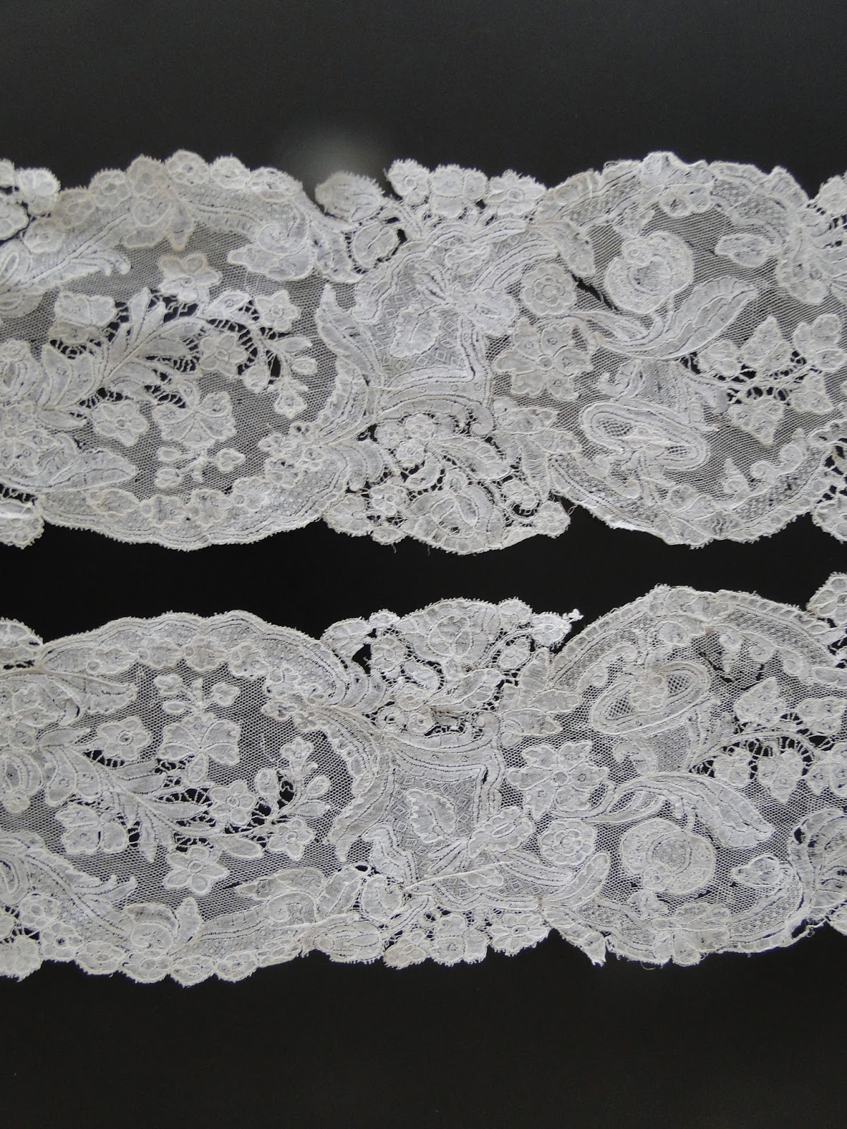 Buyer & Seller of Antique Lace, Fine Linens, Vintage Clothing, Haute ...