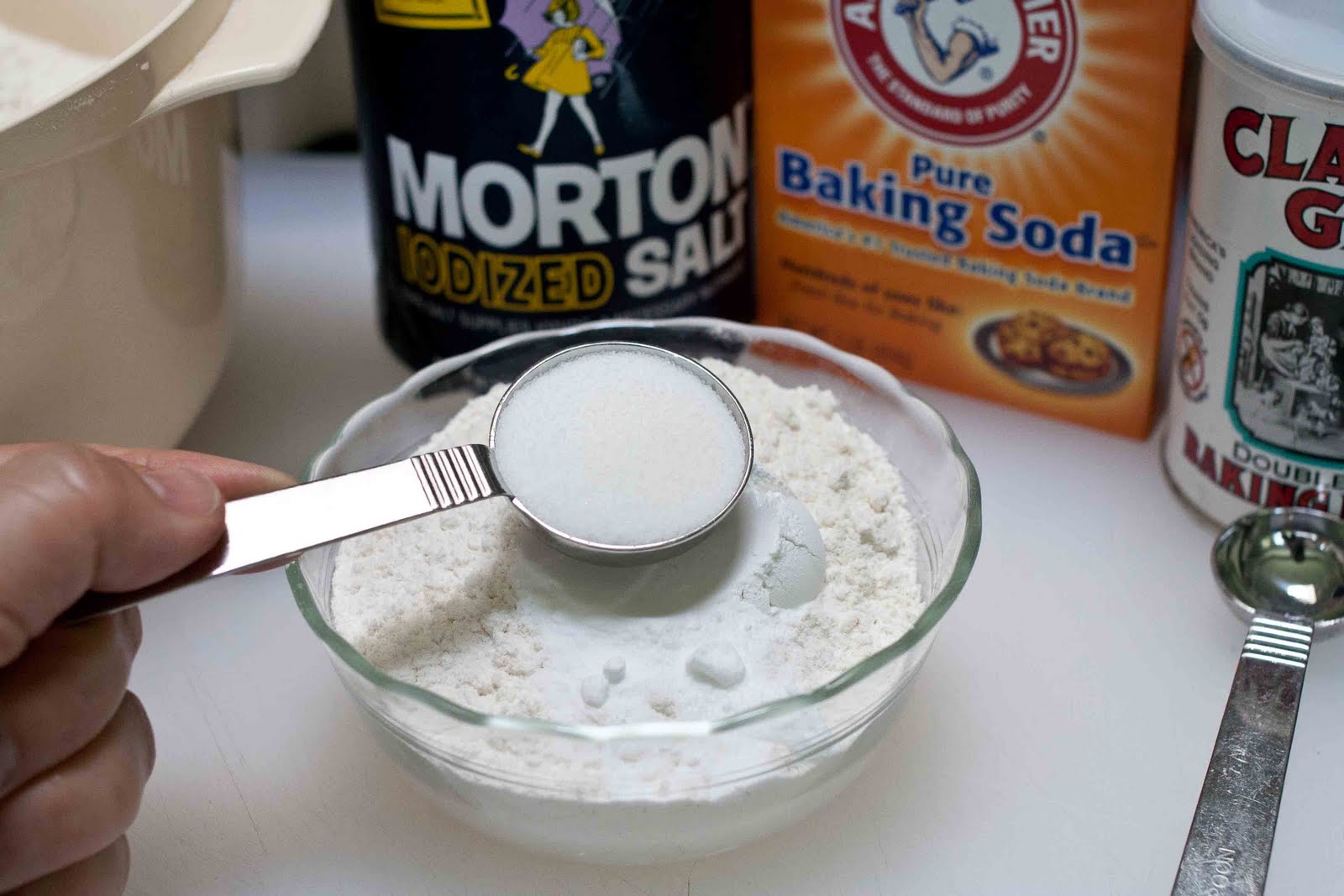 FOODjimoto: Cinnamon Rolls