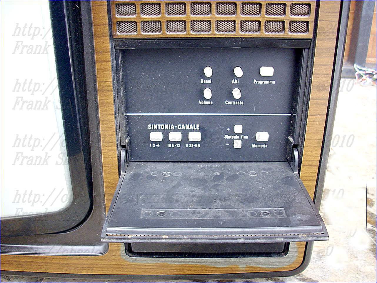 Obsolete Technology Tellye !: GRUNDIG SUPER COLOR 8642 YEAR 1978.