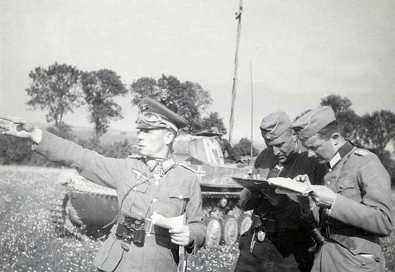 Foto Erwin Rommel Sebagai Komandan 7. Panzer-Division