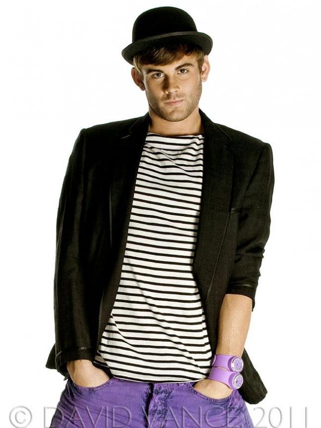 Los Ojos del Espectador: eric michael