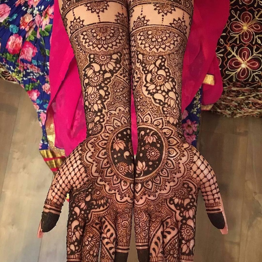 Mehandi Design Ideas For Wedding Season