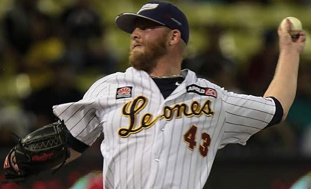 #Leones gano en gran actuacion de Felix Perez y Buddy Boshers
