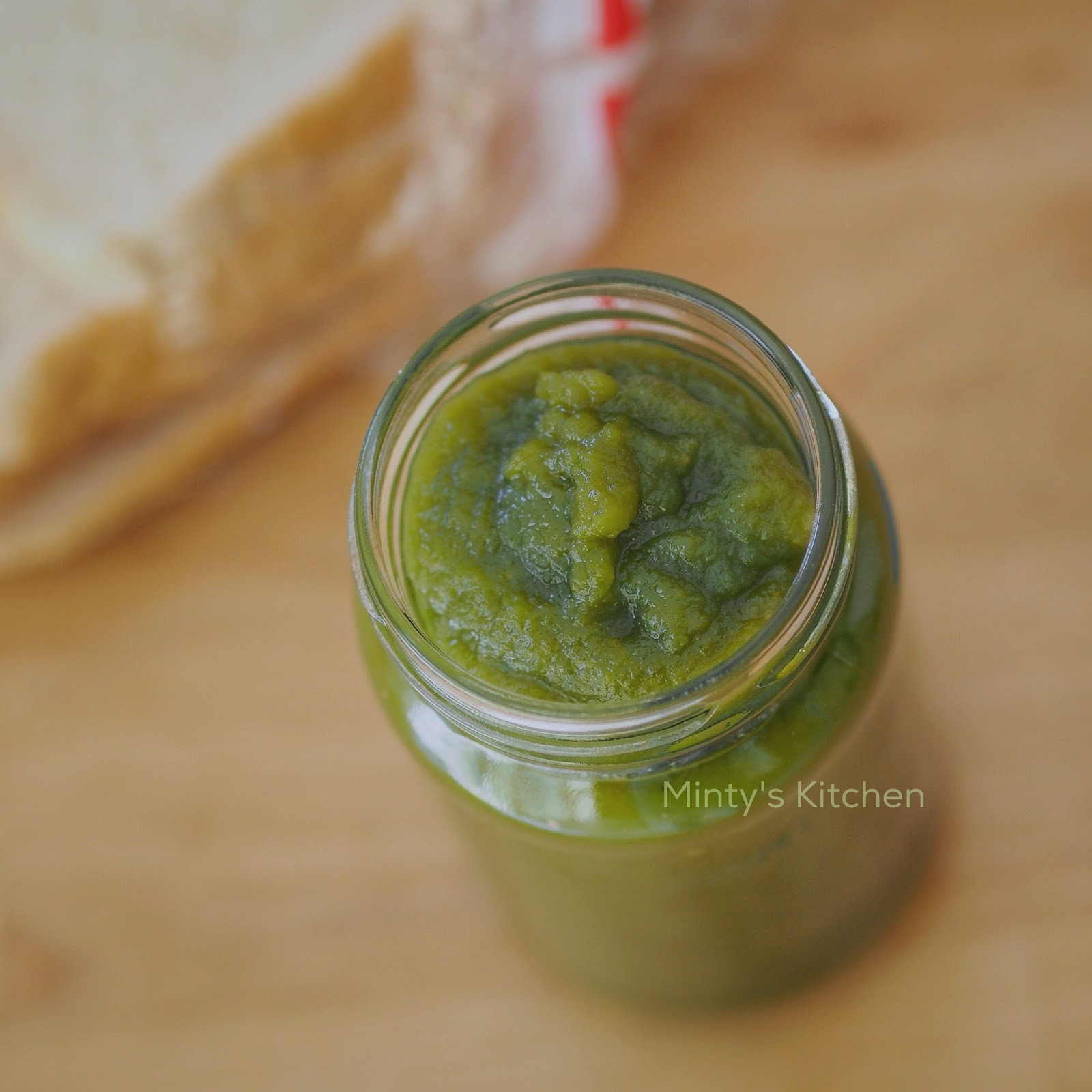 Minty's Kitchen: Pandan Kaya / Coconut Jam