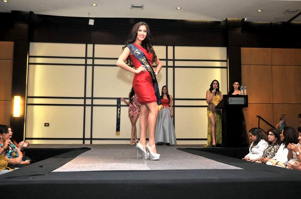 De Moda con Edwin Rosario: septiembre 2013