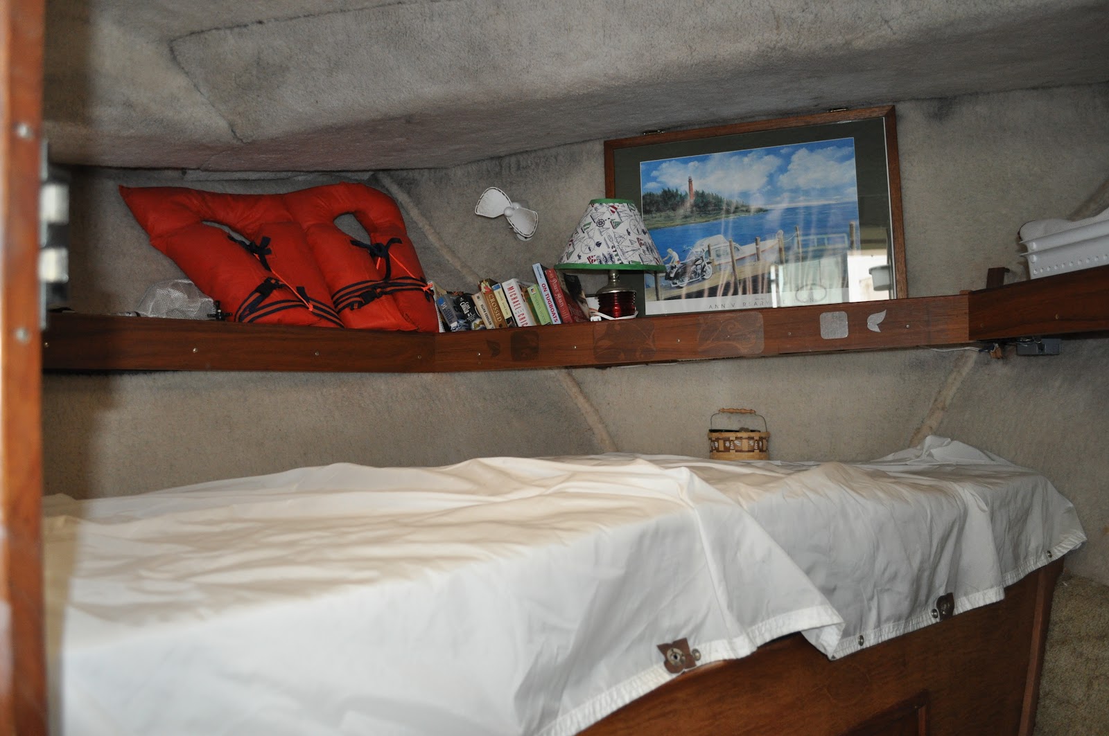 JoyRide82: Campion Adventurer - 30 ft Sedan Trawler with Flybridge