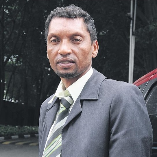 Blog do Jorge Nicola: Macedo está processando São Paulo e Santos