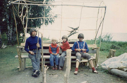 Wonderful Color Photographs Capture the Life of Soviet Children From ...