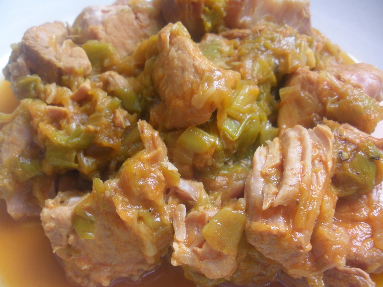 Come to cook: Χοιρινο με πρασα στη χυτρα