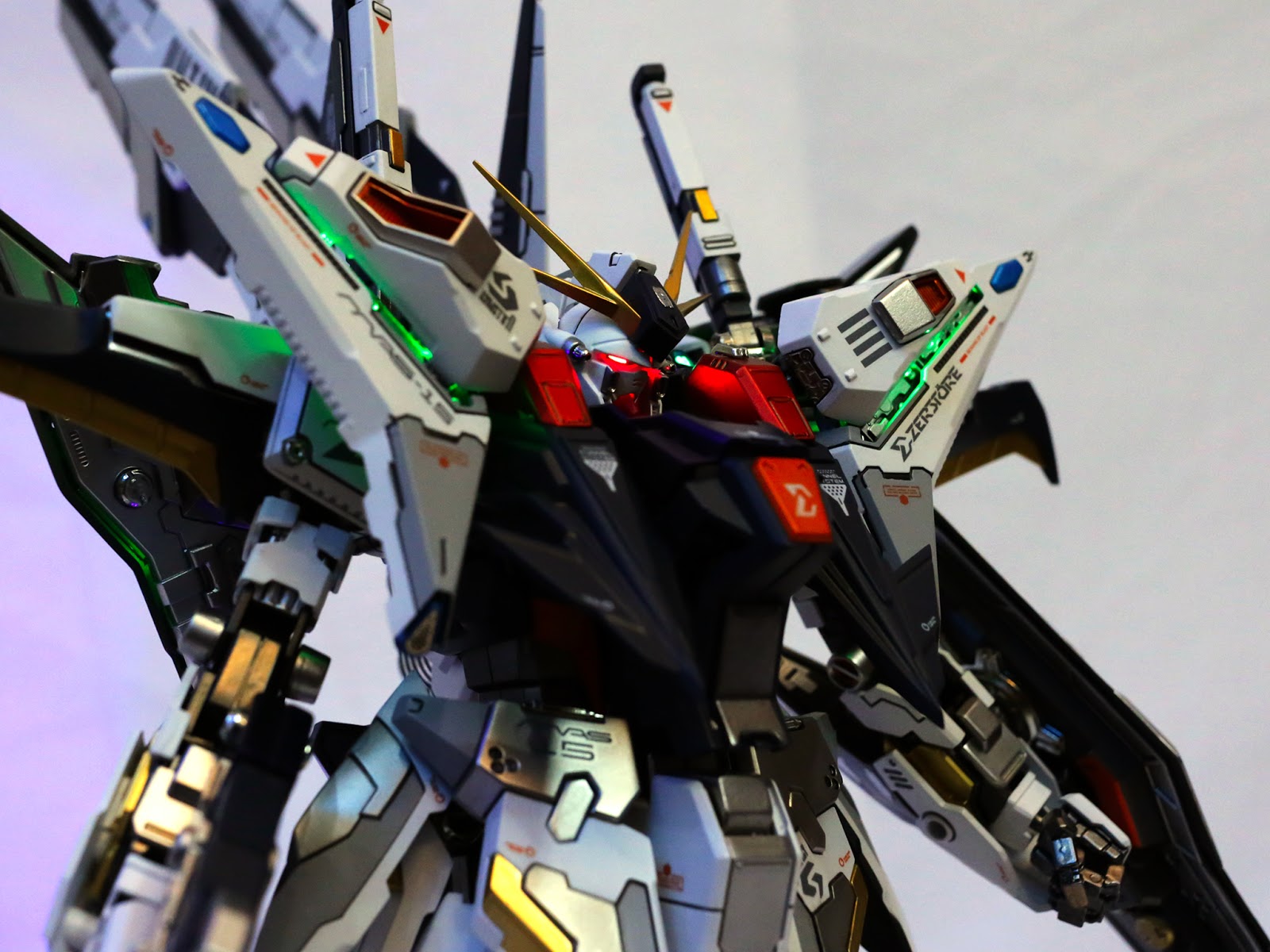 Custom Build : 1/100 RX-105 XI Gundam + Full Led Mod
