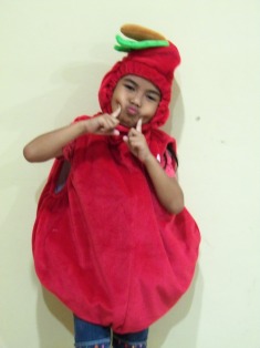 KSF-010 Kostum Buah-Apel