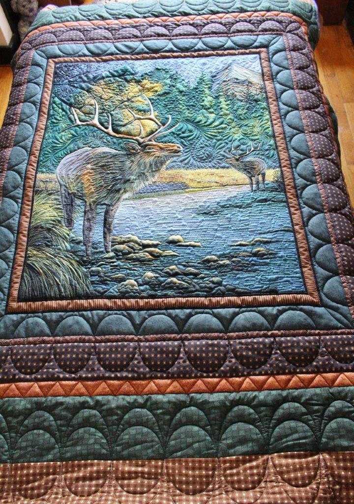 Sarah Lynn's Quilting: Elk Panel Quilt Finished