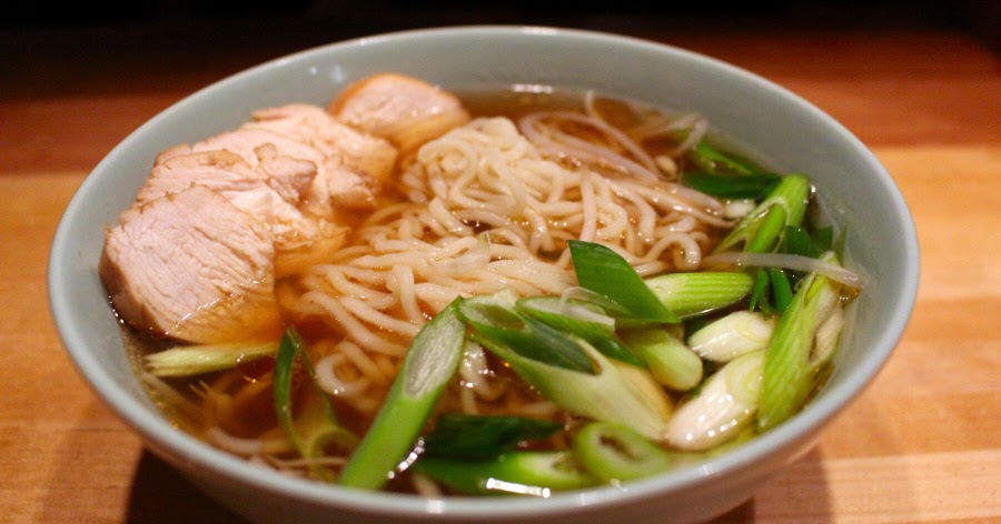WesFood - Herr Westerhausen kocht ...: Schnelle Shoyu Ramen-Suppe mit Huhn