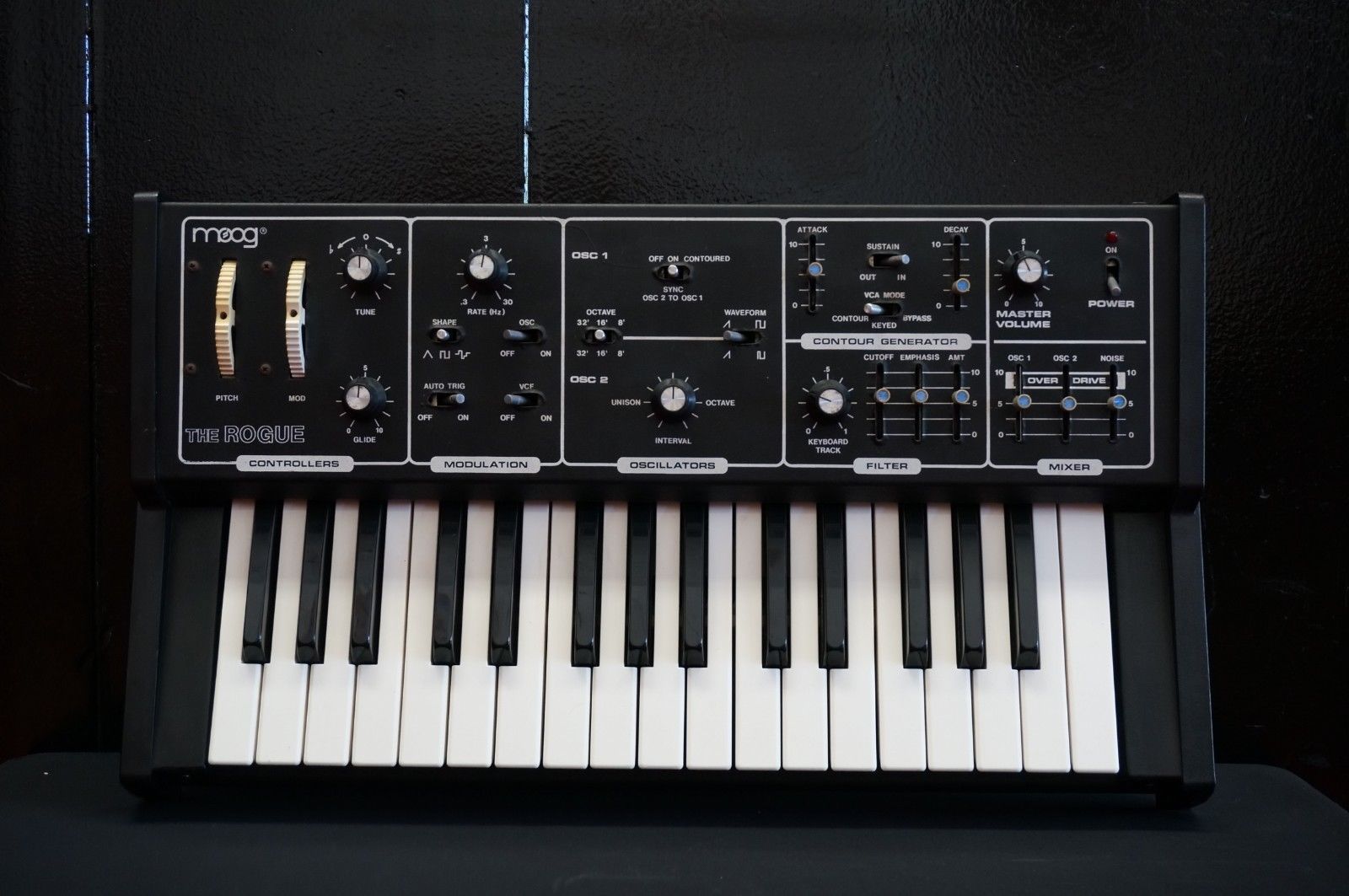 MATRIXSYNTH: Moog Rogue Vintage 80's Monophonic Analogue Synthesiser SN ...