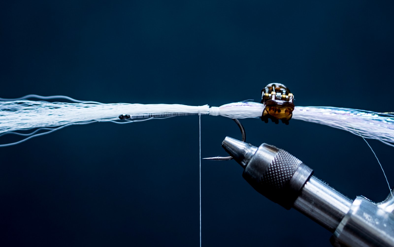 Mad River Outfitters: Fly Tying- The Hollow Fly- "Sexy Shad"