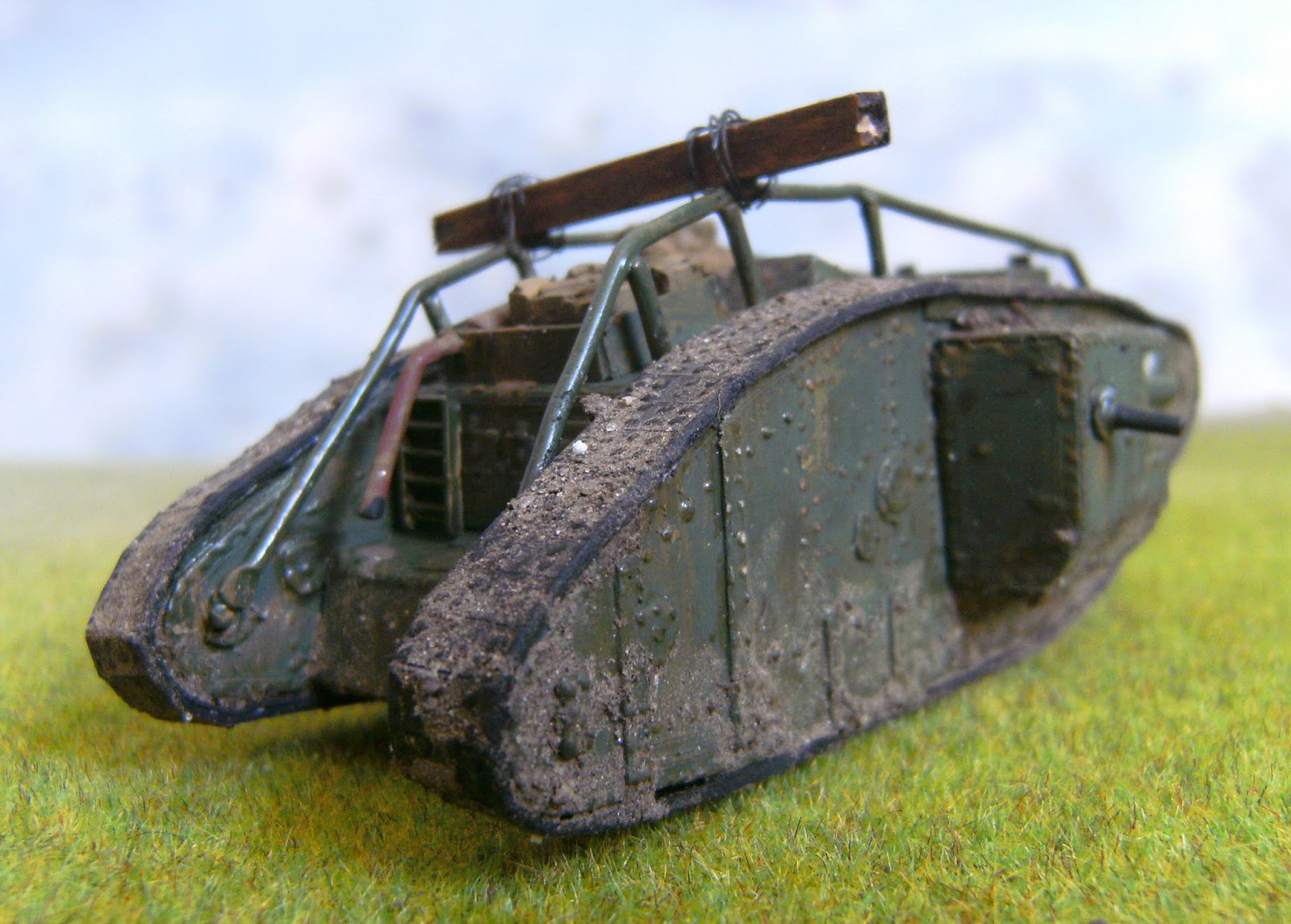 Happyscale-Modellbau: Mark IV Tank - papermodel 1:72