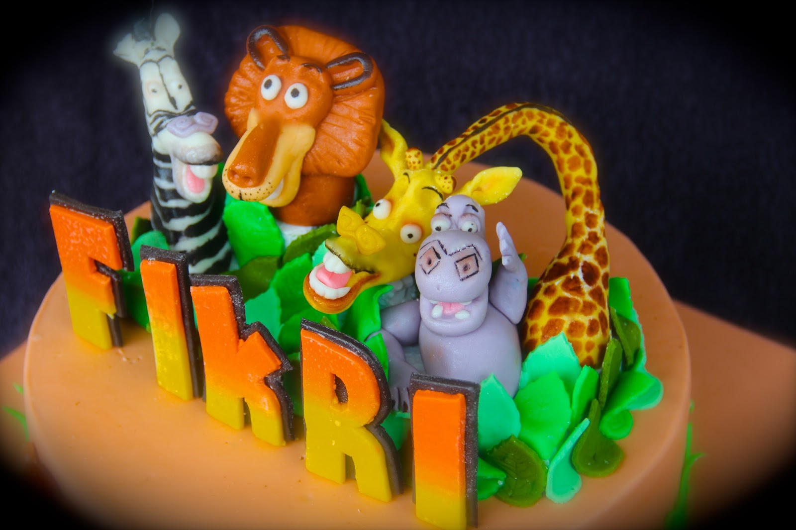 Ema's Creation: Madagascar Cake