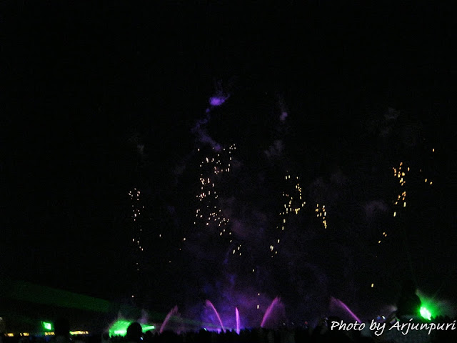 Arjunpuri in Qatar: Fireworks show in Doha