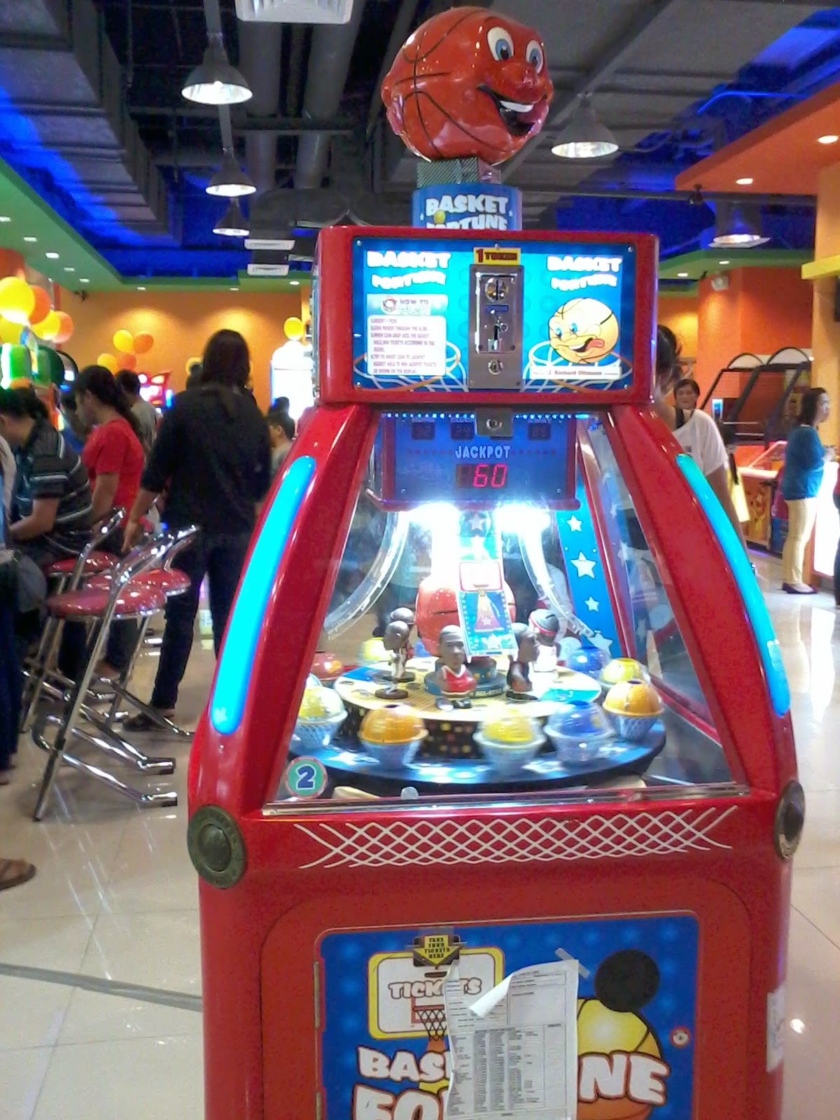 Claire's Passion Hub: A Day at Tom's World