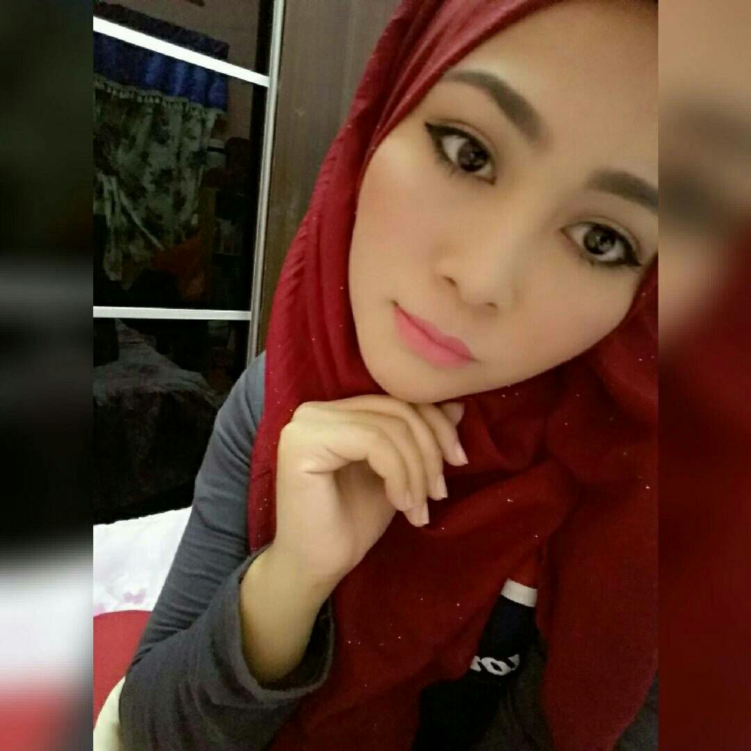 Mamah Muda Berjilbab Ditambah Bugil Dengan Gaya Binal | Skandal Foto Bokep ABG | Situs Film ...