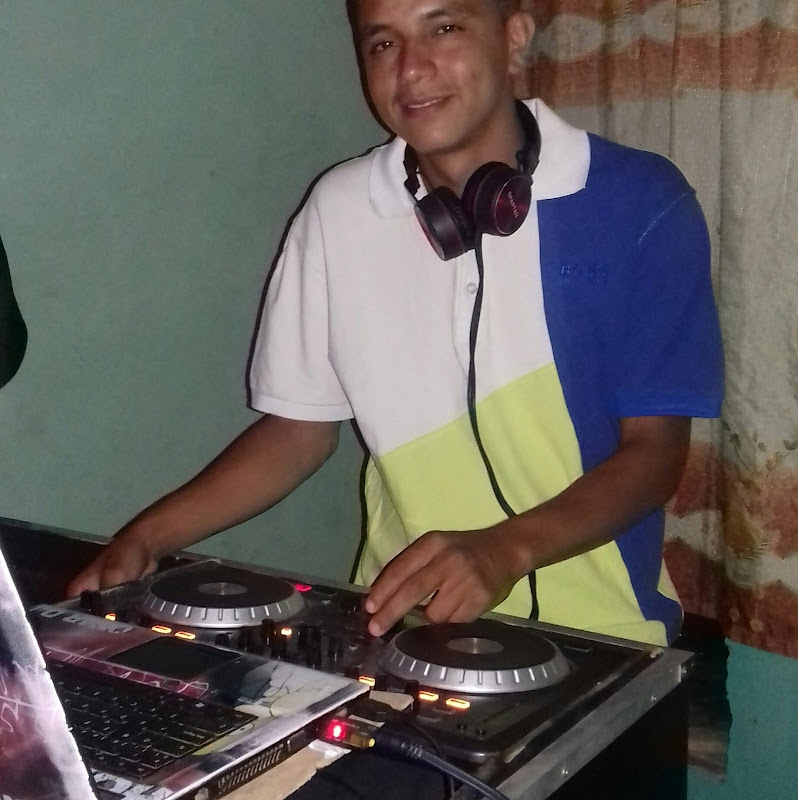 Dj Omar el mas latino