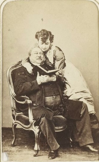 Le chercheur indépendant: Les débuts du droit de la photographie