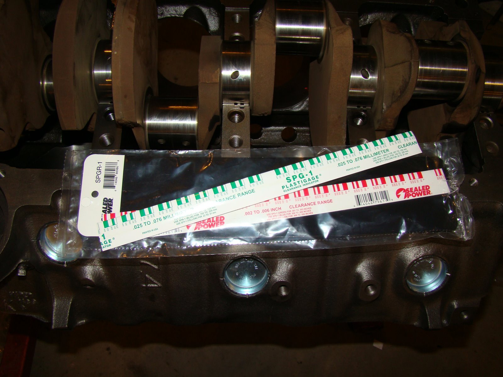 TrucksnCars: 454 plastiguage and main cap