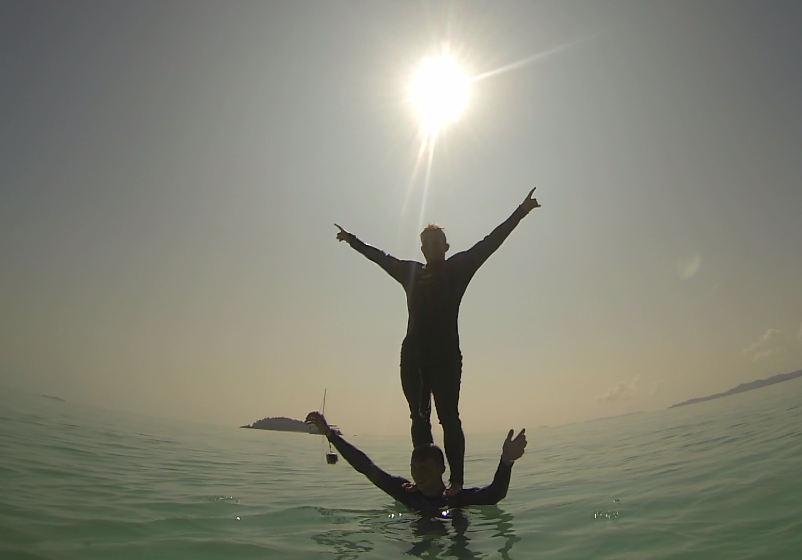 Two idiots abroad: Living young and wild and free!