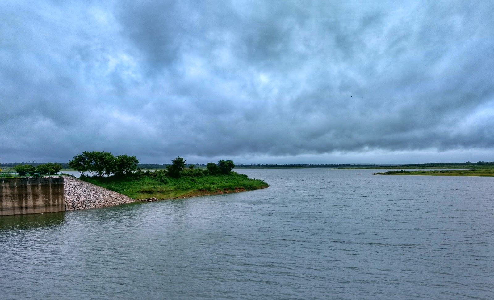 Random Scribbling: Serendipitous visit to Yagachi Reservoir, Belur