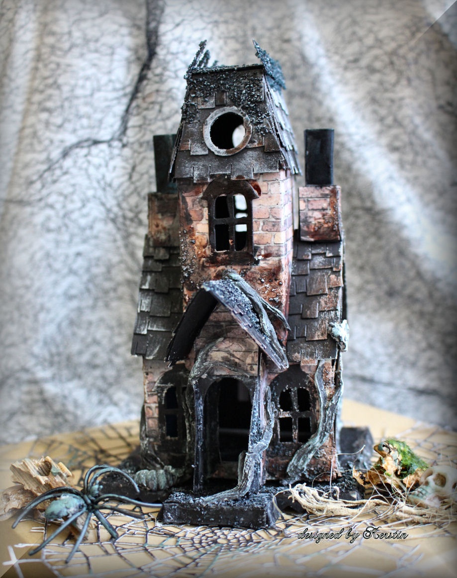 Scrapbook Dreams: Halloween - Haunted Manor