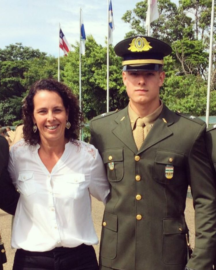 Blog Tuinque: Militar gato Breno Freire