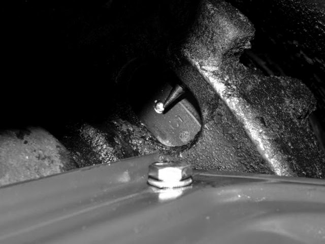 247 AUTOHOLIC: Thurday Techspecs - 235 6 Cylinder Chevrolet