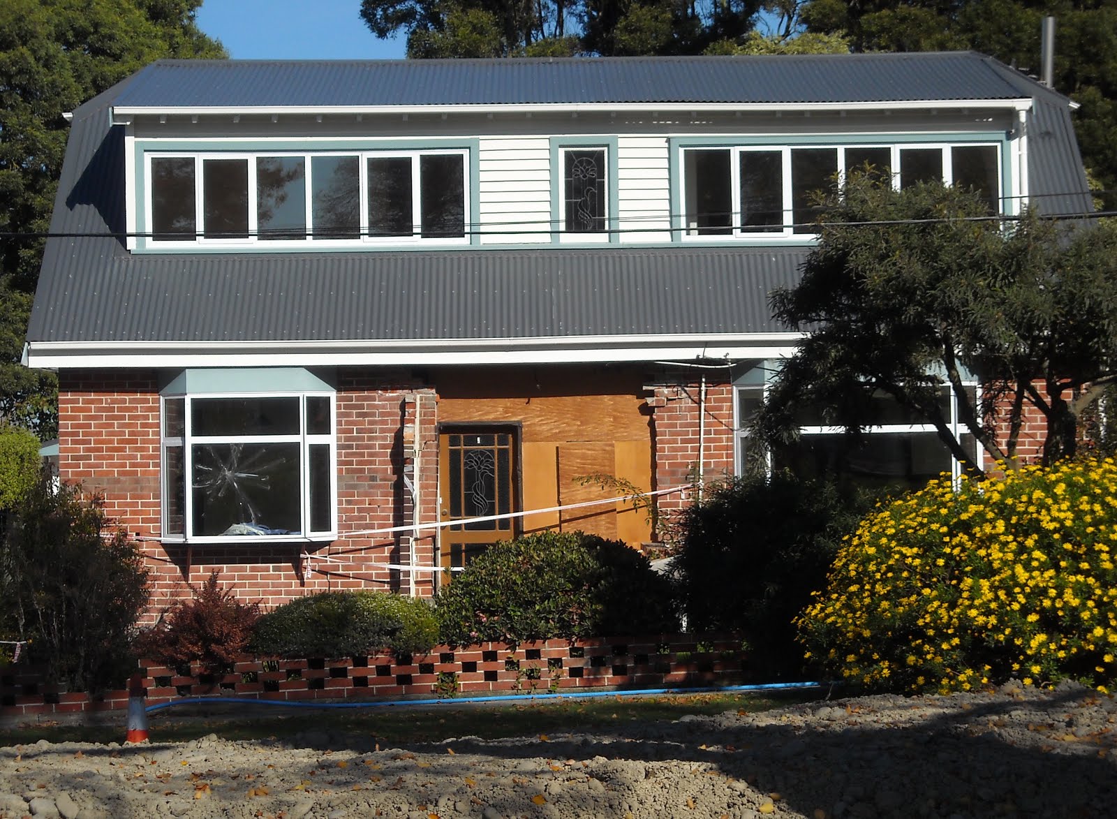 Woza Wanderer: Killer Quake. CONTAMINATED WATER. Avon River, Avonside ...