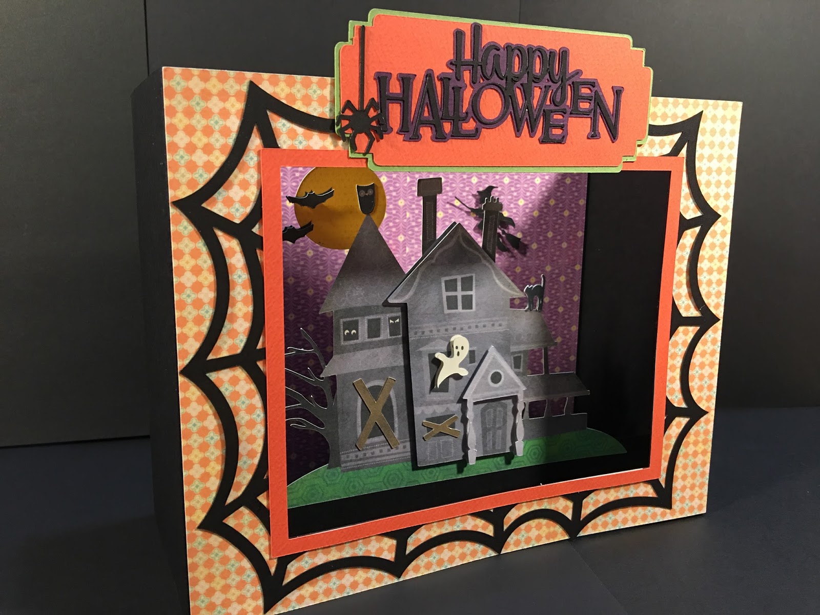 Cricut: Haunted House Shadow Box