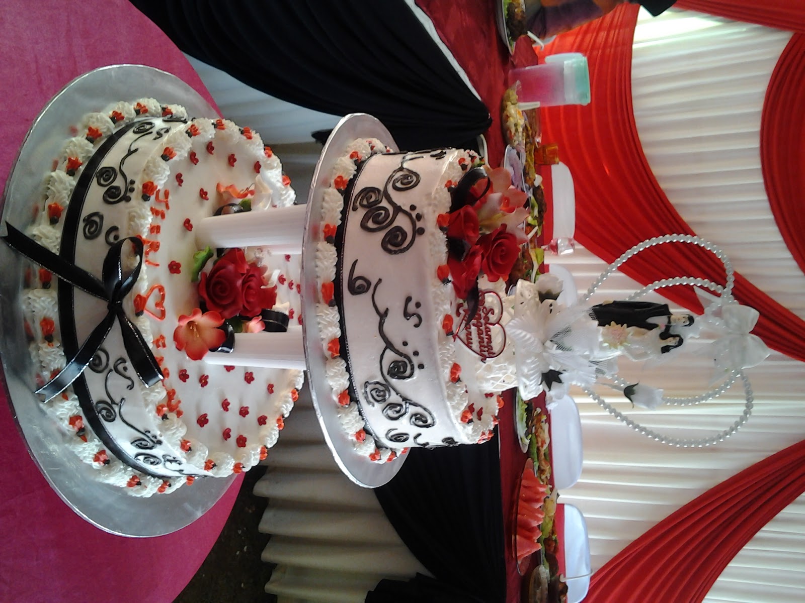 ANIE DELIGHT HOME MADE CAKE & CHOCOLATE: Kek Perkahwinan 2 Tingkat..