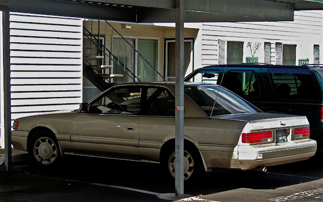 Insomniac Garage: Parking Lot Spot: 1989-92 Infiniti M30 (Nissan Leopard)