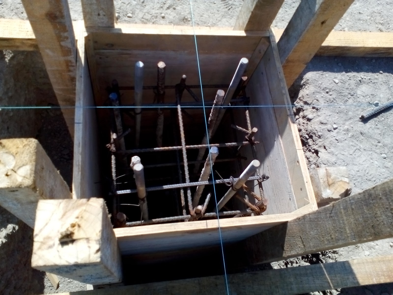 TOP-CAD: Construcción de Bases Para Anclas De estructuras Metálicas ...