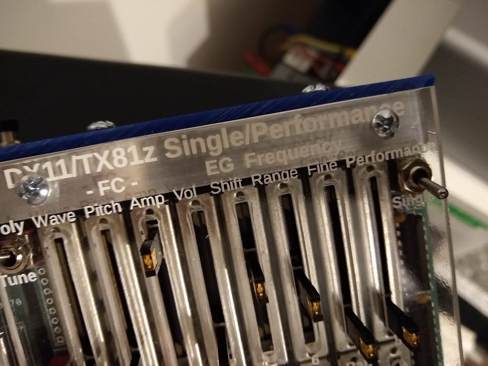 MATRIXSYNTH: SynthArk 4OP Synth Controller for TX81Z / DX11