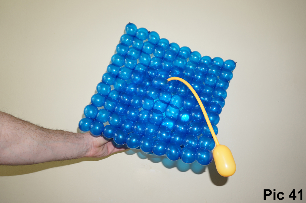 CLASSICAL: Graduation balloon cap