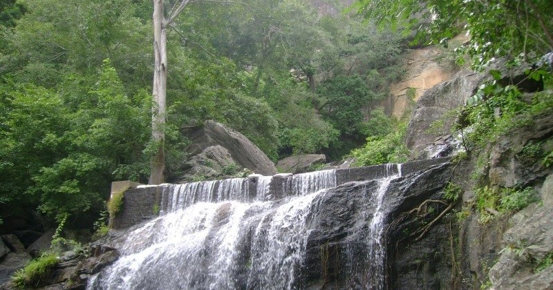 Suruli Falls