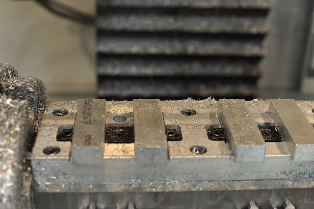 handverker: tormach open house 2015: 4 axis tombstone