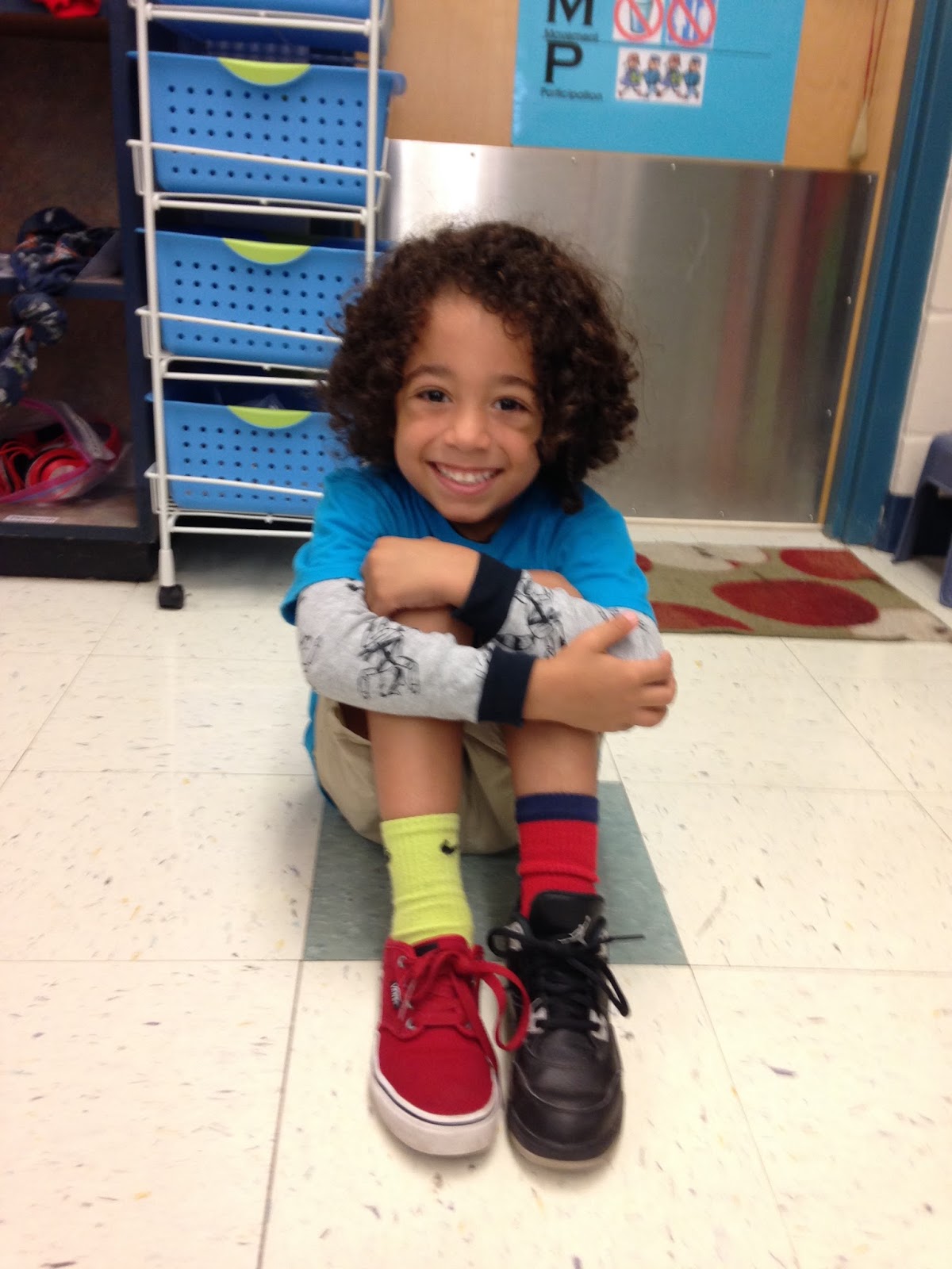 Mrs. Doiron's Kindergarten Class: Literacy Week: Mismatch Day