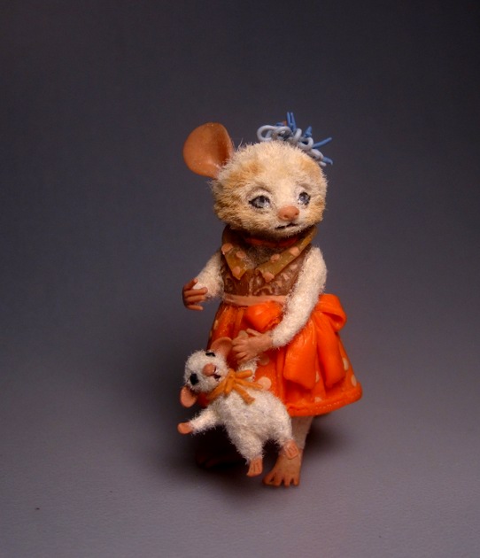 Aleah Klay Studio: Miniature Mouse w/ mouse doll mini art doll ...