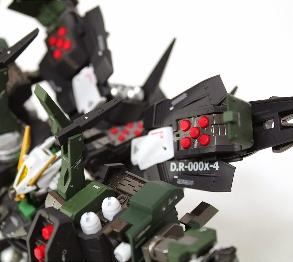 Custom Build: 1/100 Gundam Astray Green Frame 2nd Gear - Gundam Kits ...
